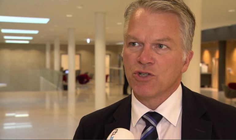 Wouter Bos over EMA-lobby: 'Een ingewikkelde strijd'