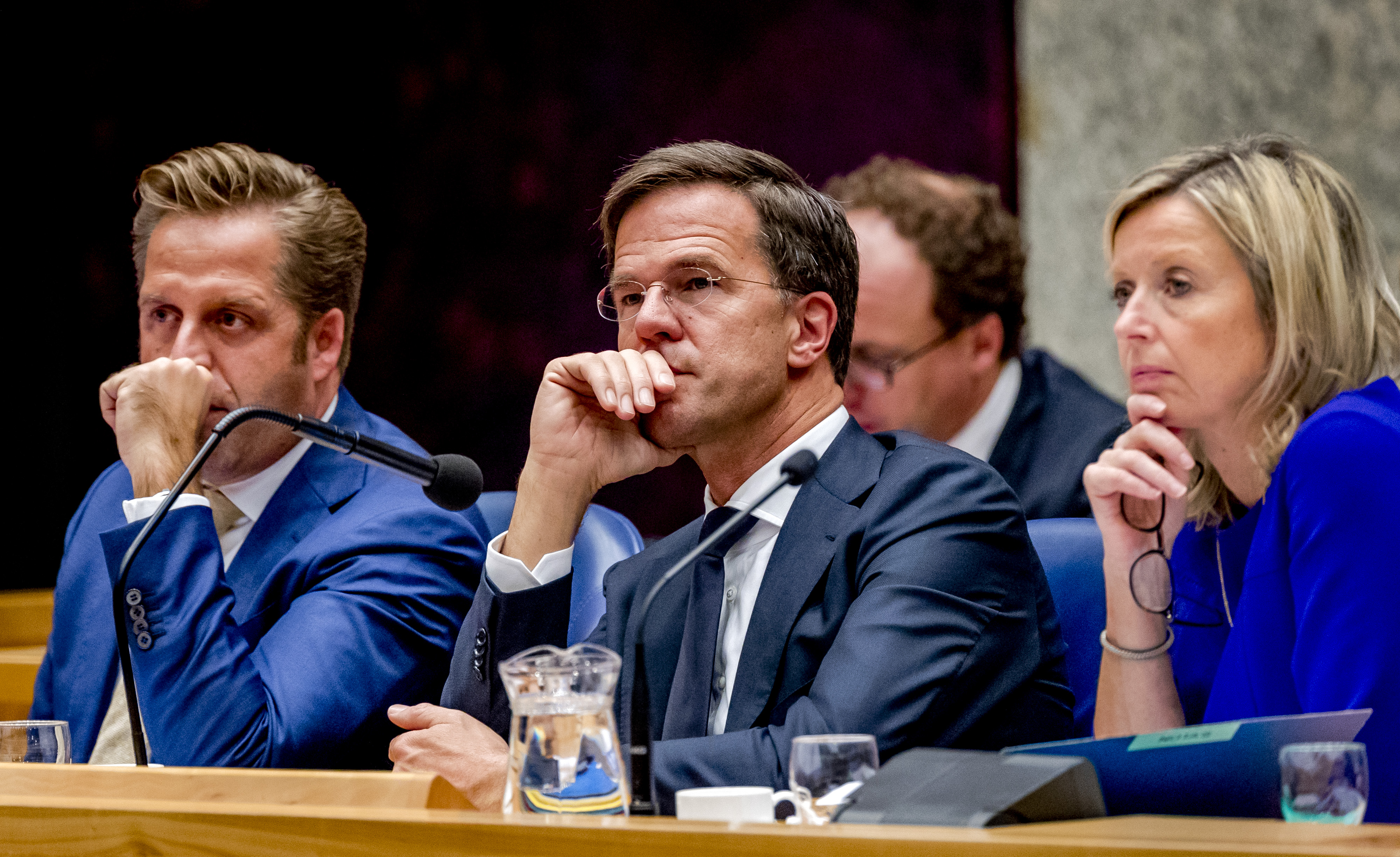Oppositie na uitgestoken hand Rutte: eerst zien dan geloven