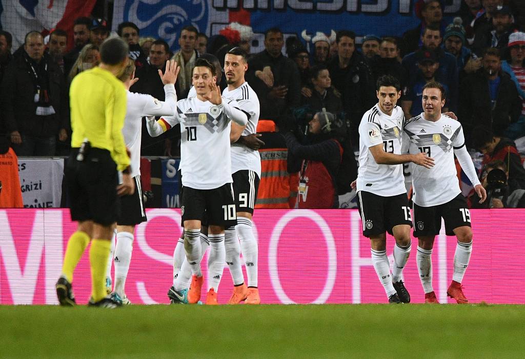 Duitsland speelt ook tegen Frankrijk gelijk