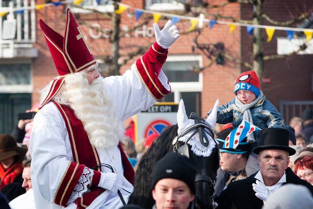 Miljoen mensen zien witte piet Sint-journaal
