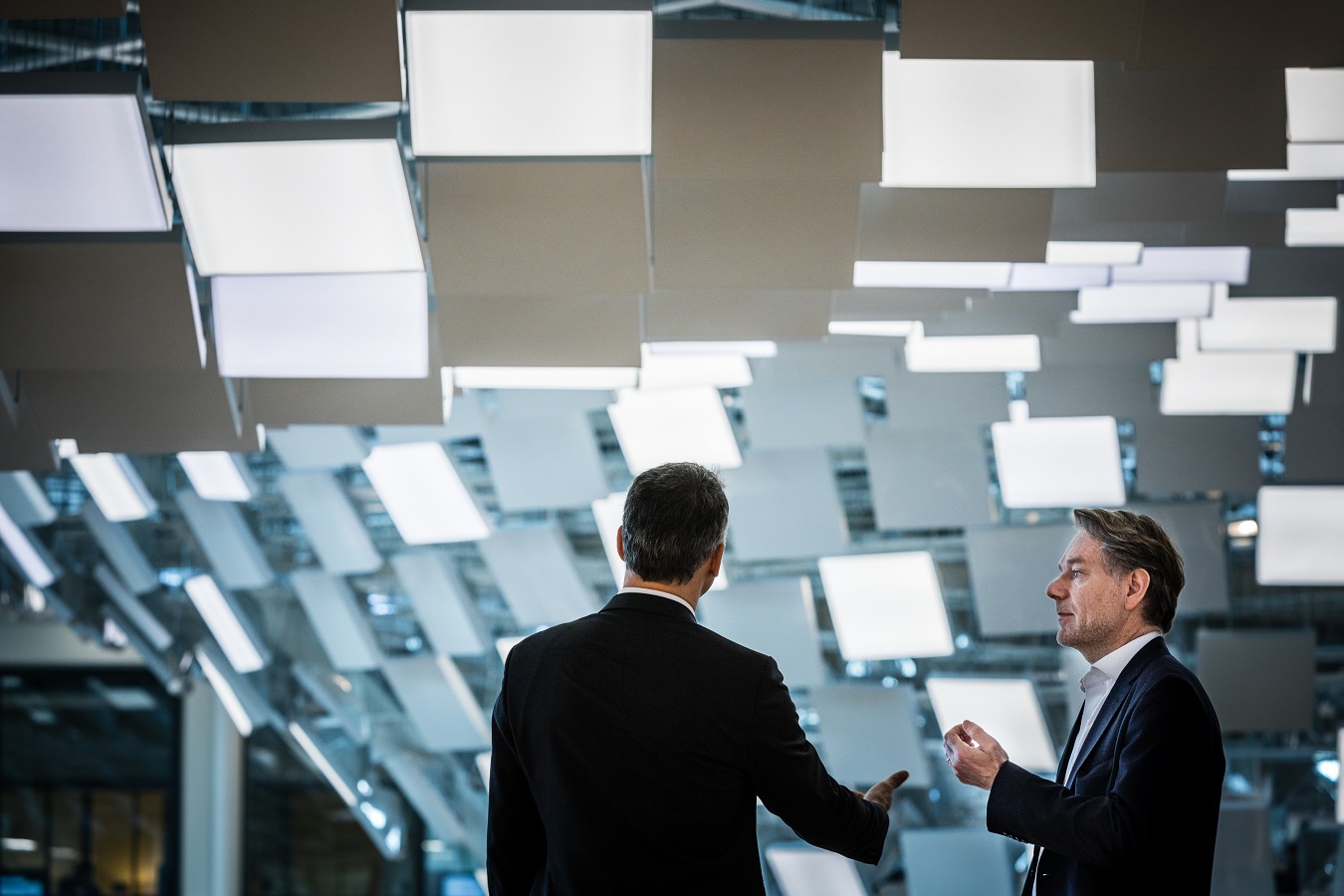 Royal Philips verkoopt weer een deel van Philips Lighting