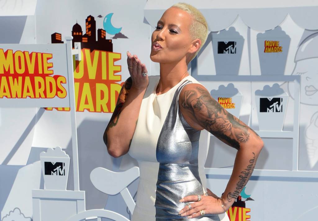Amber Rose betaalt schoolgeld voor fans