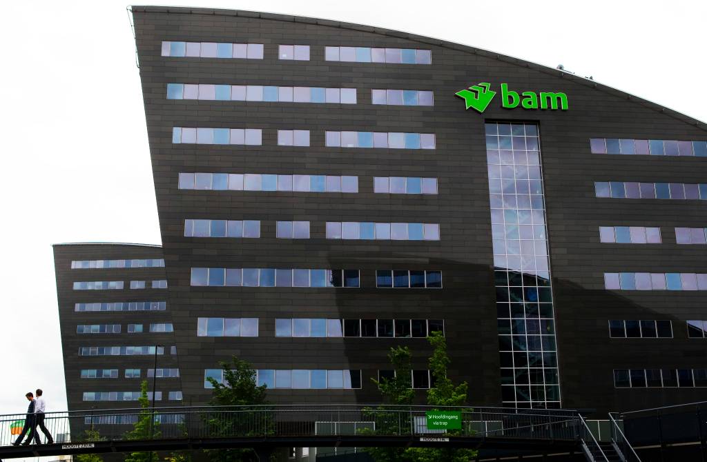 BAM gaat terminals Vopak onderhouden