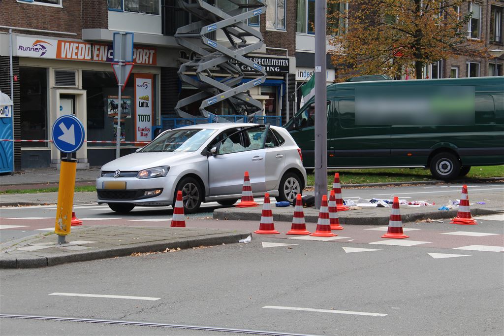 Schutter liquidatiepoging Rotterdam bij vlucht geschept door auto