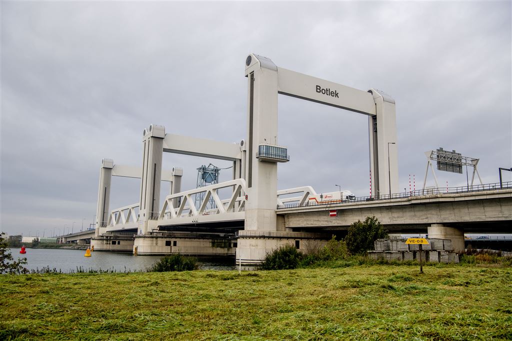 'Jubileum' bij de Botlekbrug: storing nummer 125