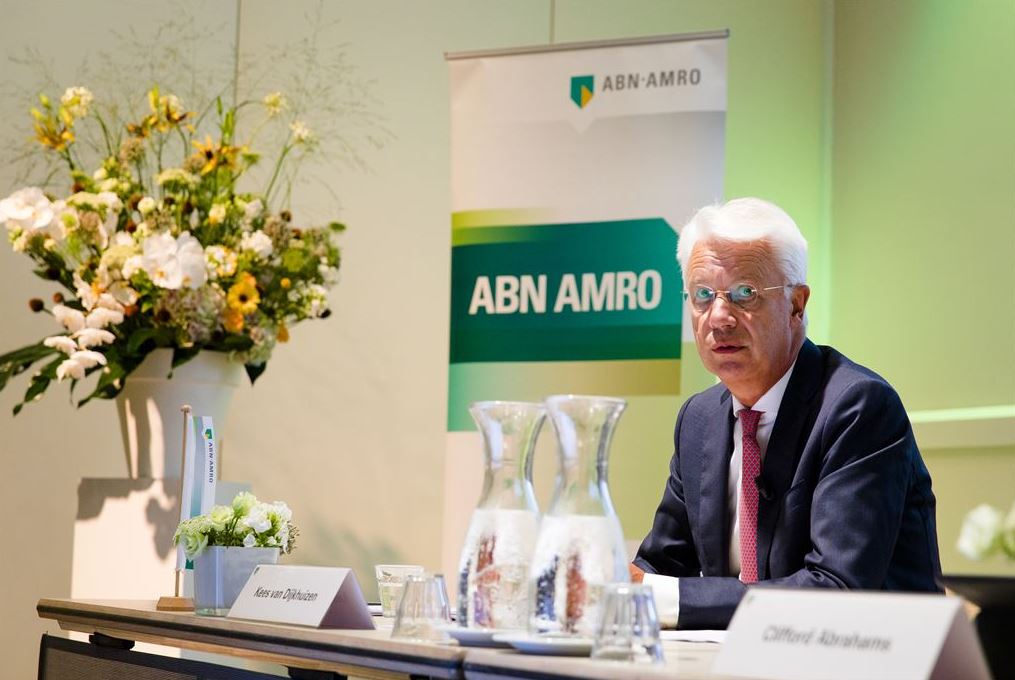 ABN Amro wil simpeler bedrijfsstructuur en extra dividend uitkeren