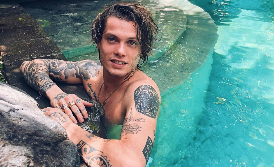 Tony Junior heeft een 'nieuwe babe'