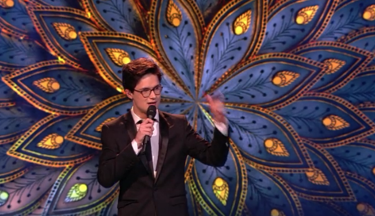 Dennis verrast met bijzondere versie van Anouk's Modern World