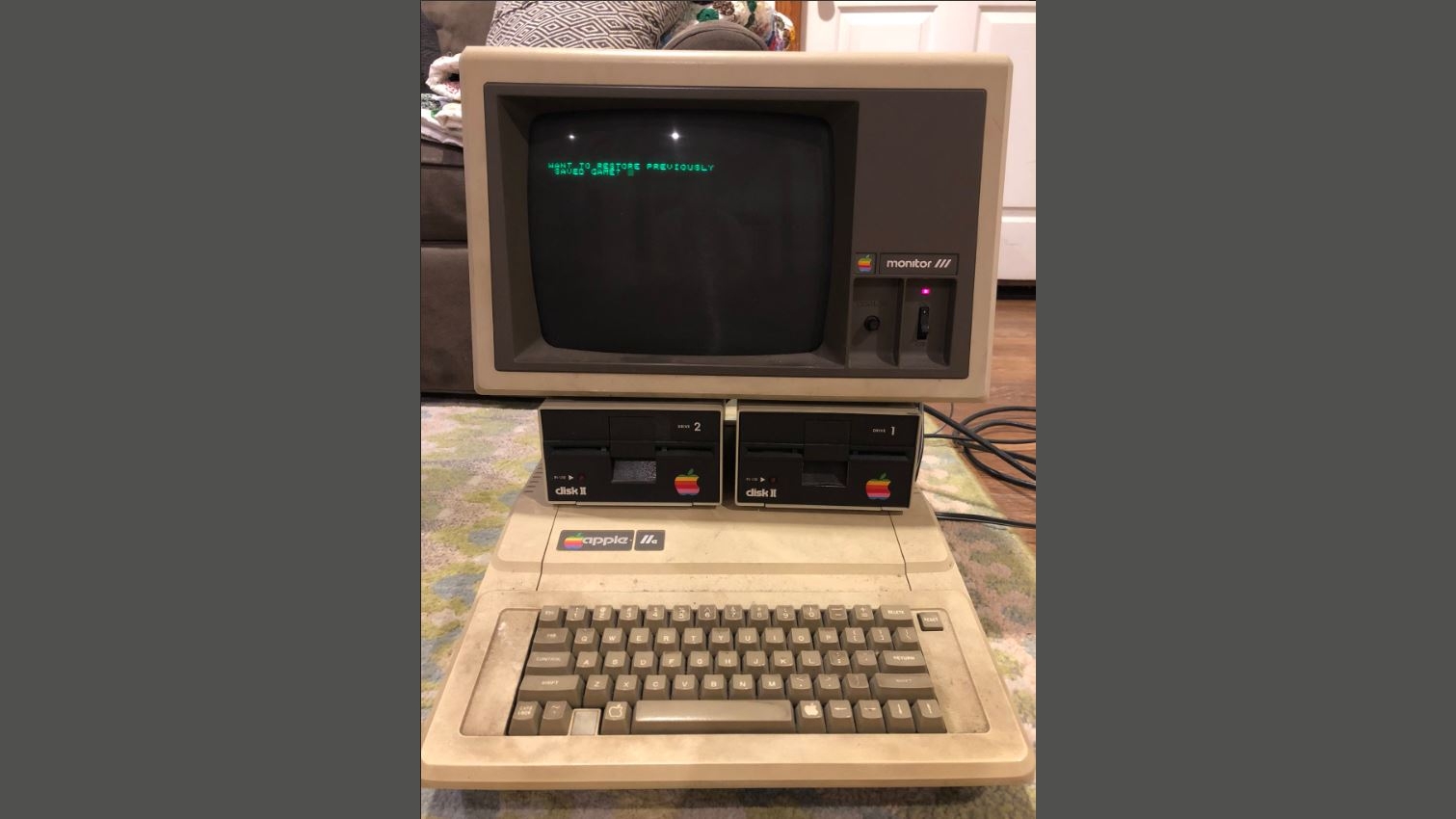 Man ontdekt 30 jaar oude Apple-computer die nog steeds werkt