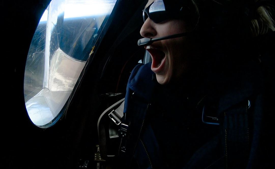 Beth is eerste ruimtepassagier van Virgin Galactic