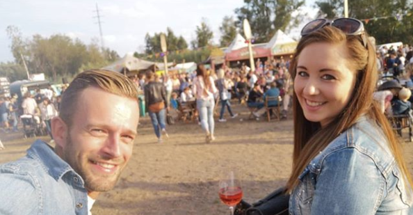 Temptation-Tim en Deborah samen op festival