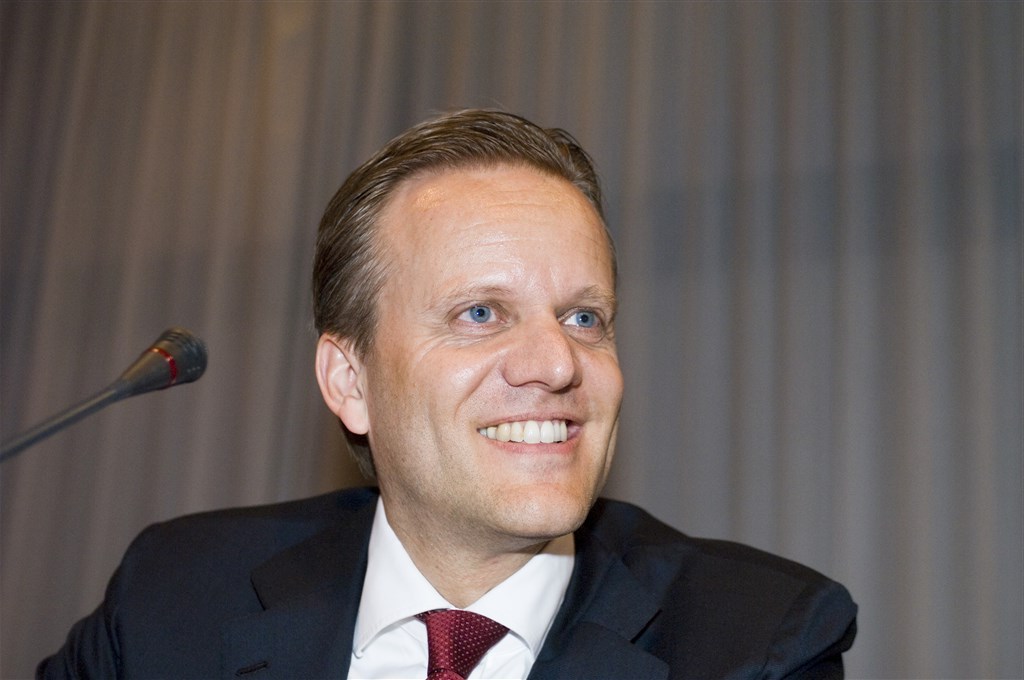 ASMI-ceo Chuck del Prado, ooit zoon van de baas, treedt af