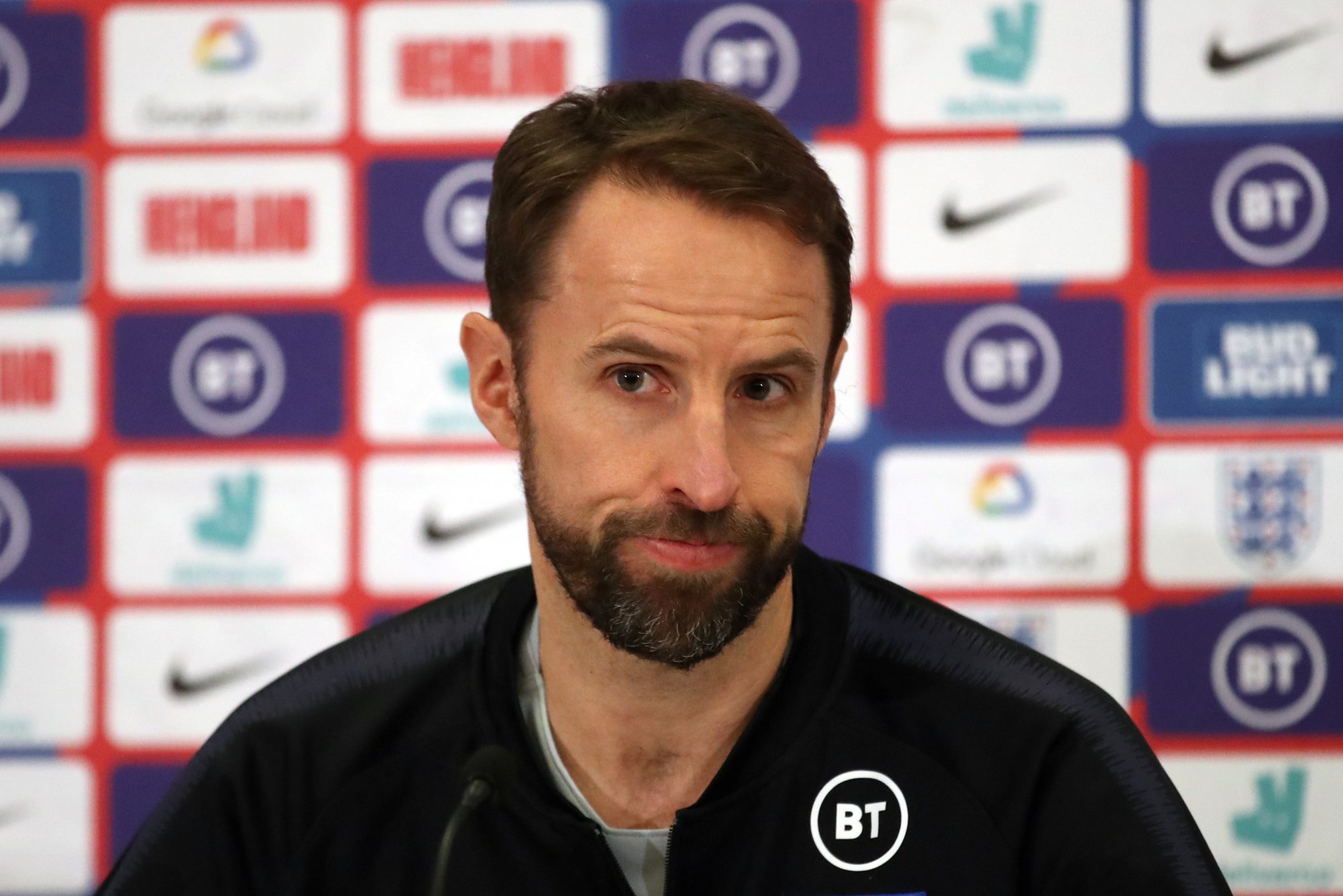Southgate belooft heel jong Engels elftal