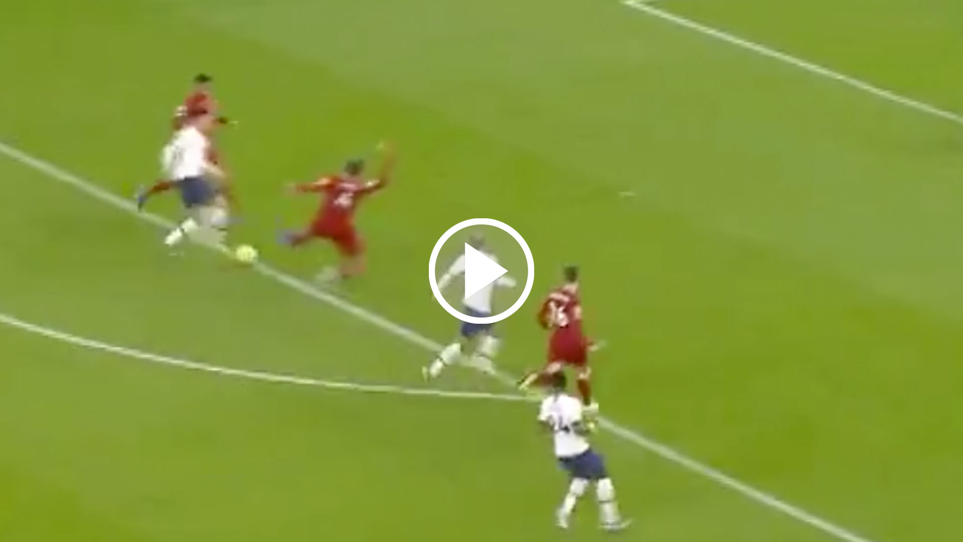 De uitvoering van deze tackle door Virgil van Dijk is heerlijk