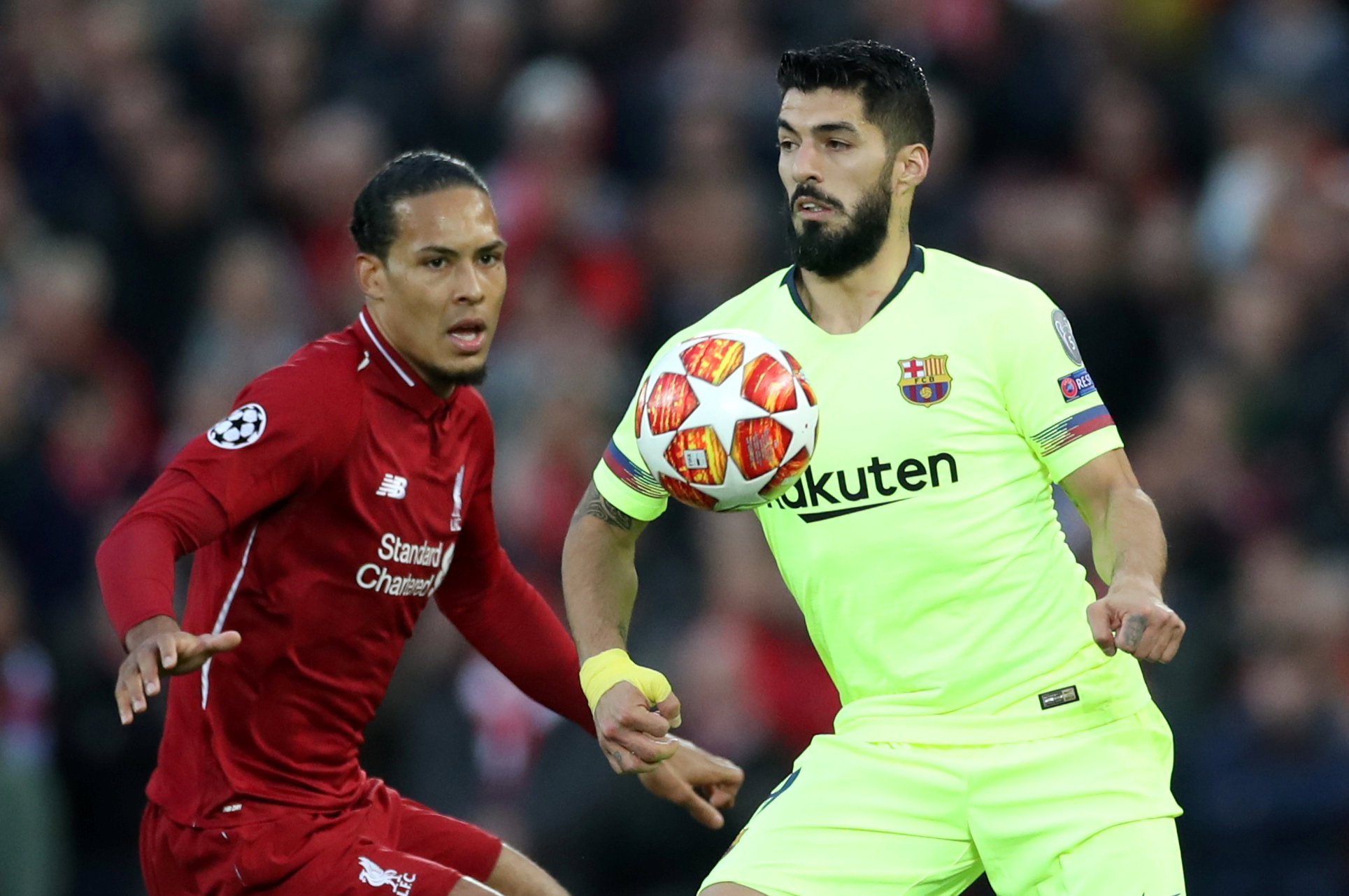 Suárez en Van Dijk steunen campagne FC Groningen