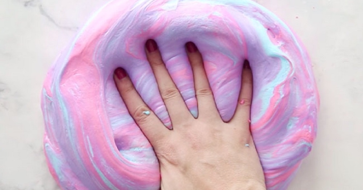 DIY: Zelf fluffy slijm maken? Zo doe je dat!