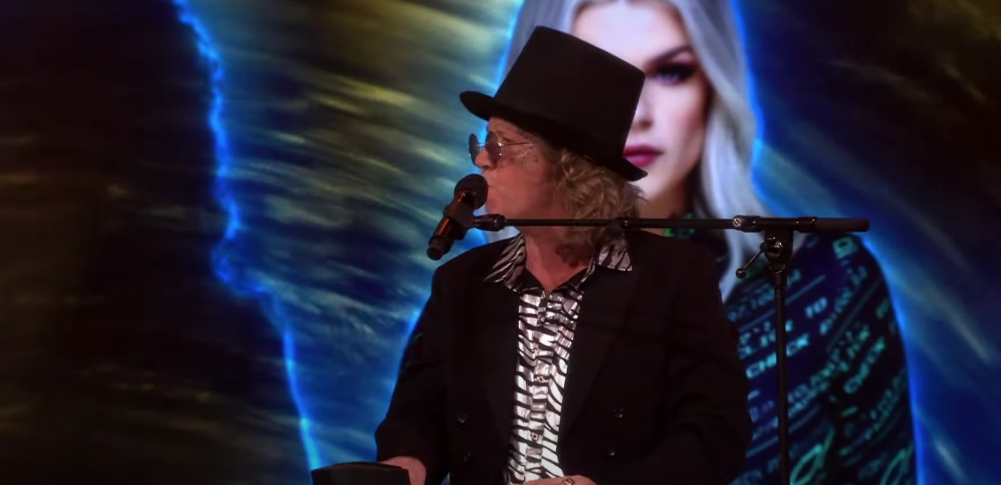 Deze oude bekende probeerde het te maken in We Want More | RTL ...