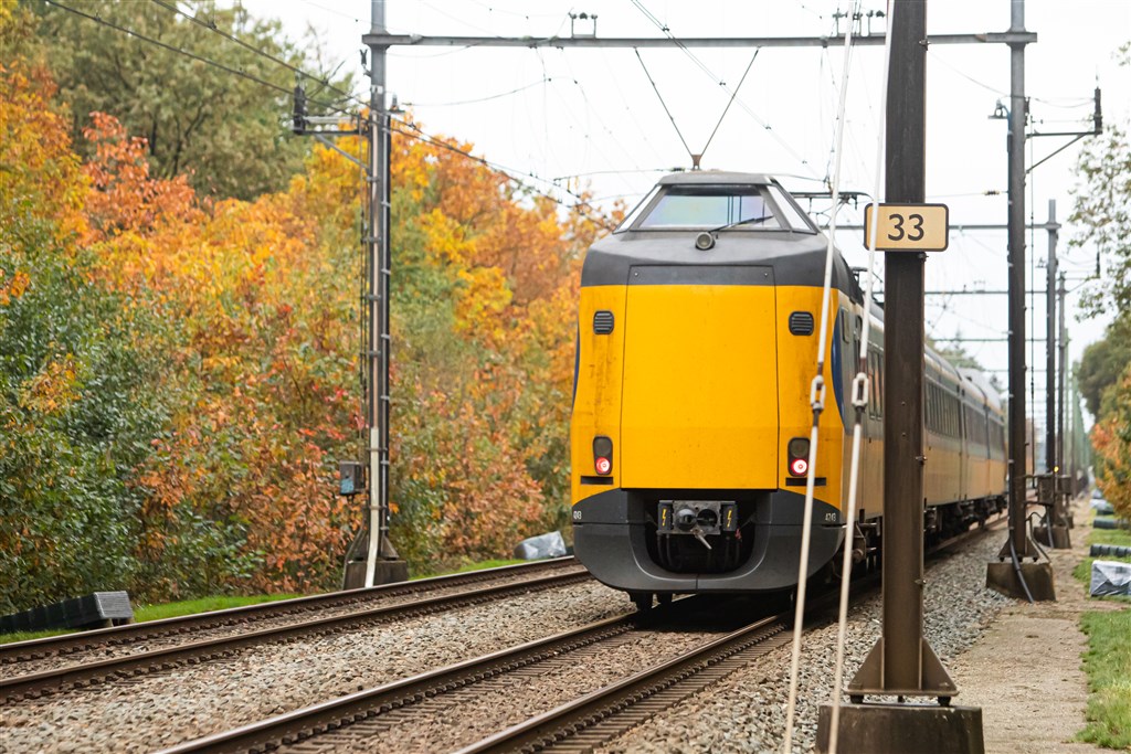 Blaadjes op het spoor: NS gaat de strijd aan met nieuw middel