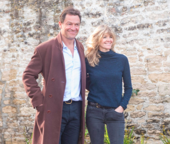 'Dominic West ging al in het vliegtuig vreemd met Lily James' | RTL ...