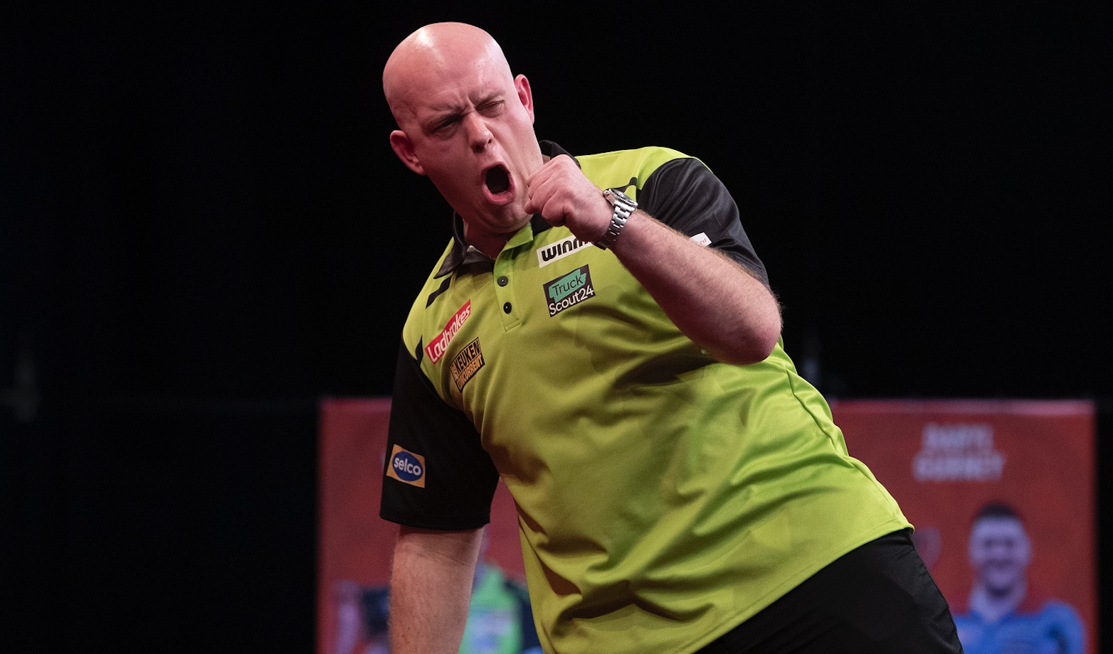 Van Gerwen heeft geen kind aan Evans op WK Darts | RTL Nieuws | RTL.nl