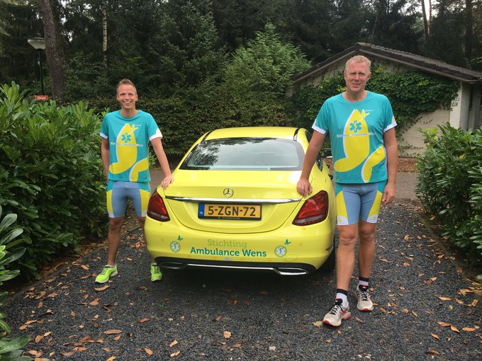 Zoon Kees volgt vader Kees op bij Stichting Ambulance Wens: 'Pa, ik ga ...