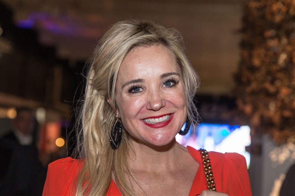 Sonja Bakker gooit het roer om en maakt nu sexy foto's