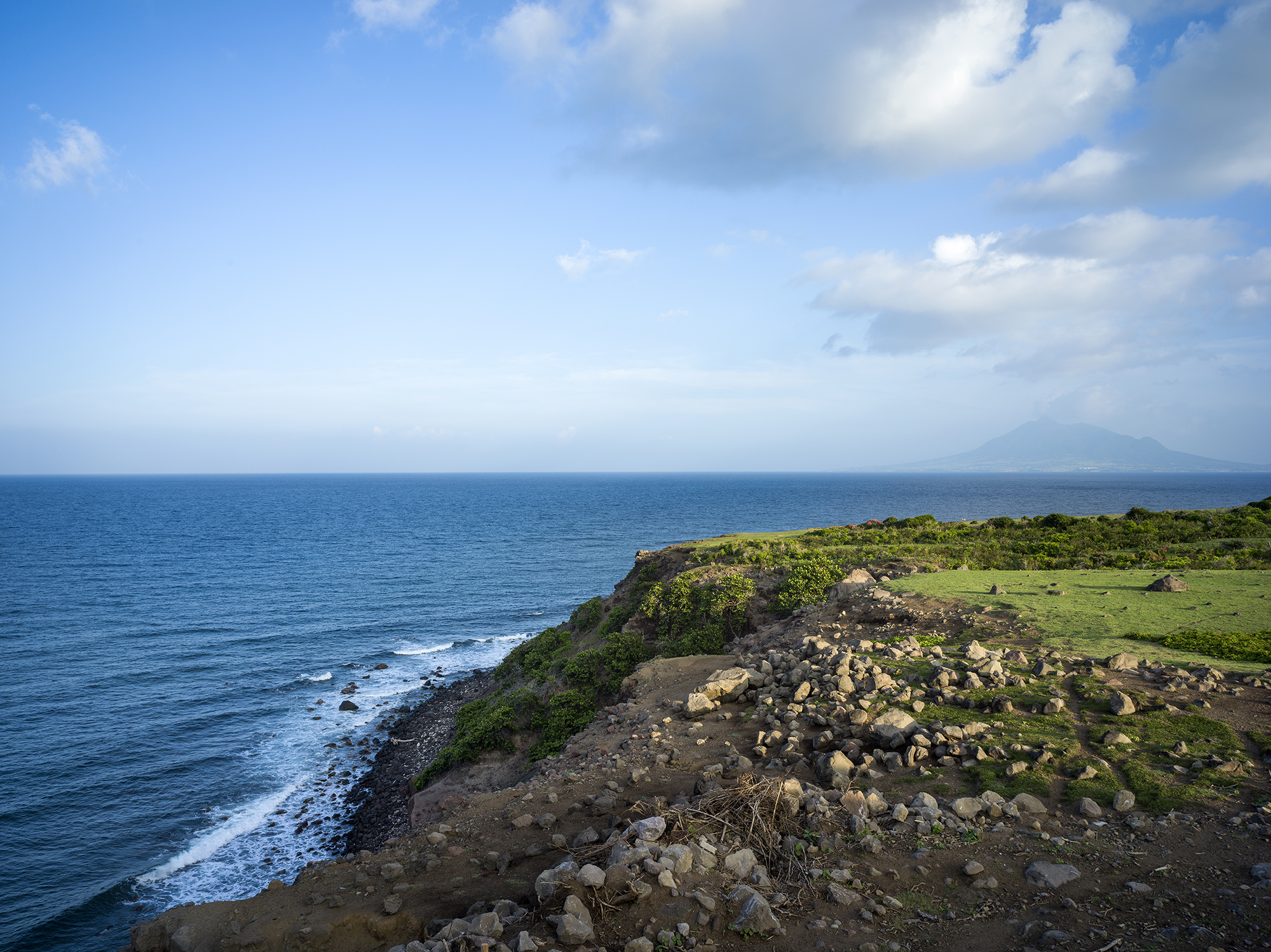 Rozenmiljonair Peter Barnhoorn opent resort op Sint Eustatius