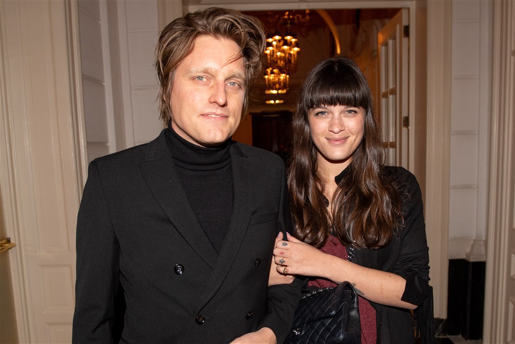 Bella Hay is 'vertrouwen in lichaam kwijt' na horrorbevalling