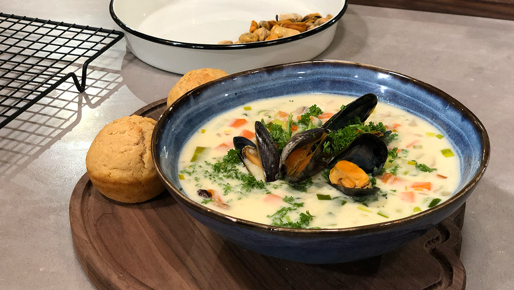 Overheerlijke mosselsoep met groenten én biermuffins