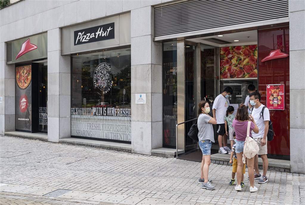 Kunstgreep Pizza Hut om hoge graanprijs: bodem van rijst