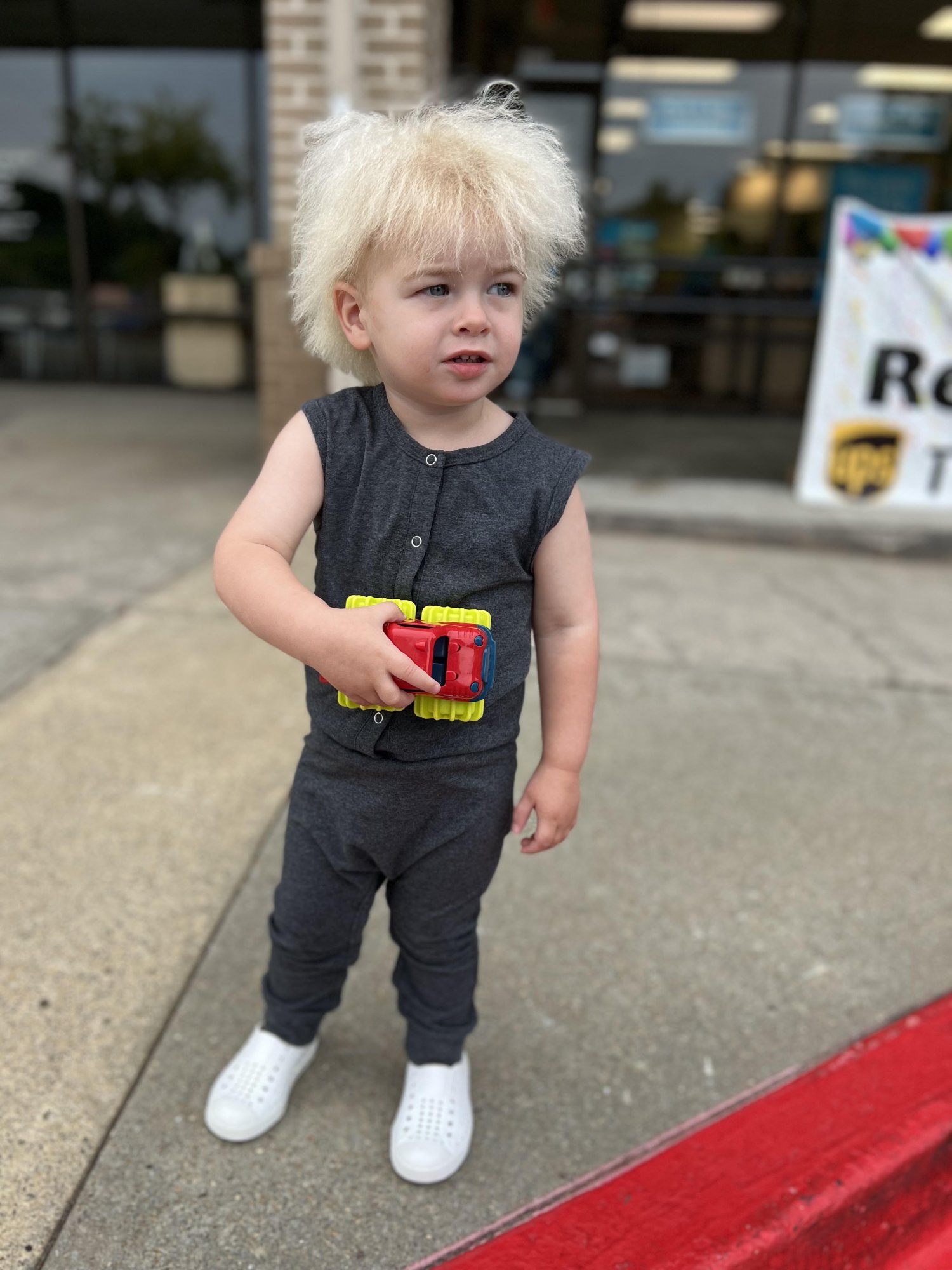 Peuter Locklan heeft het onkambare-haarsyndroom: 'Zelfs huisartsen ...