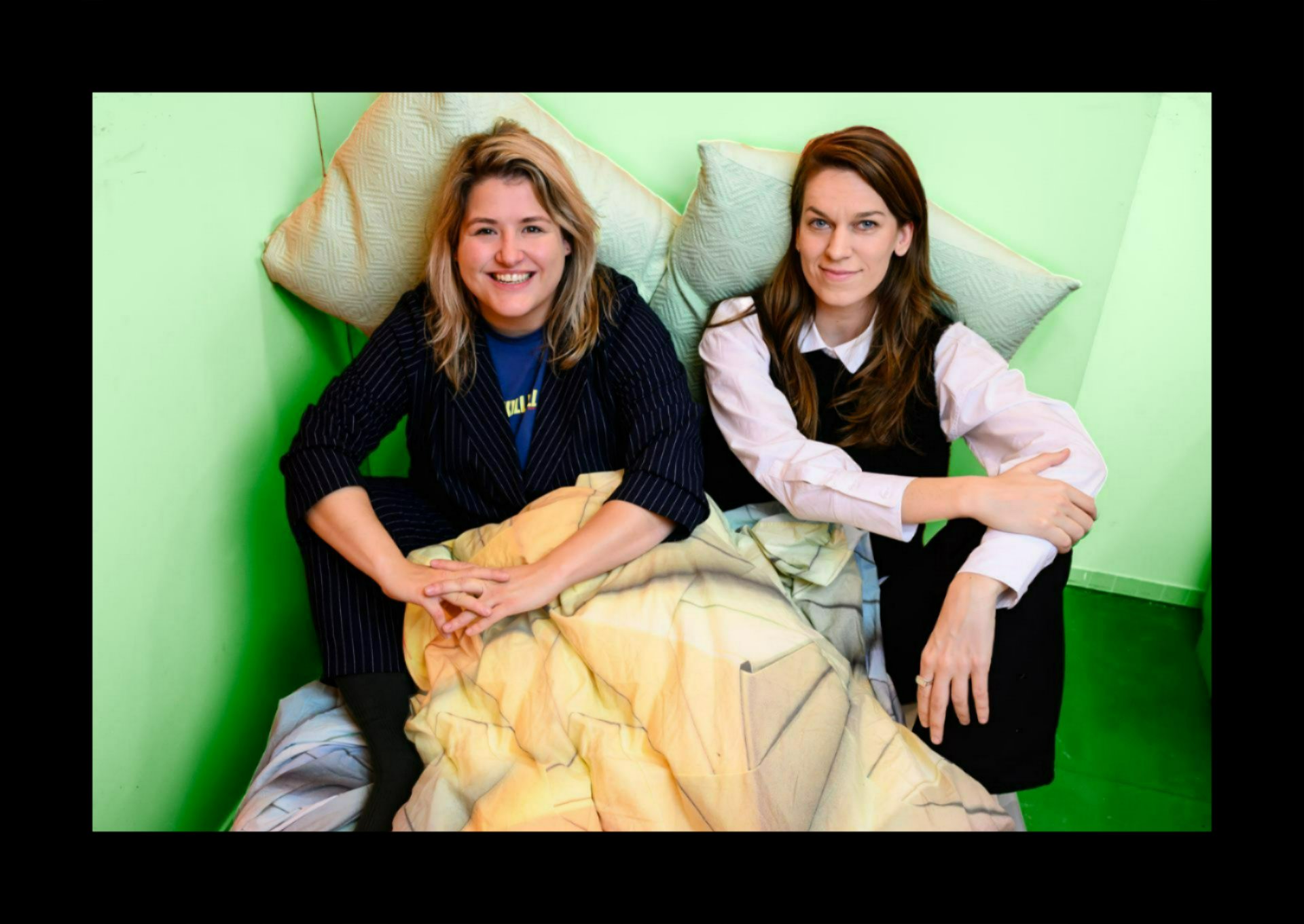 Annefleur Schipper en Vera Siemons presenteren Nachtgasten