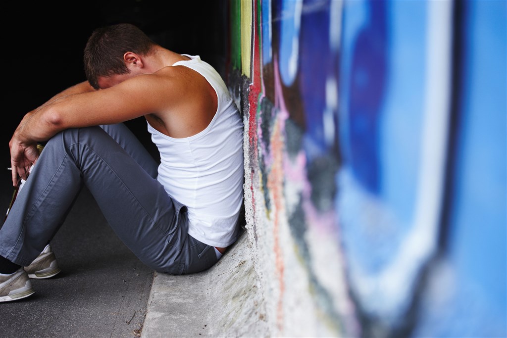 Niet praten, niet douchen, weinig eten: 'heropvoedingskampen' in VS ...