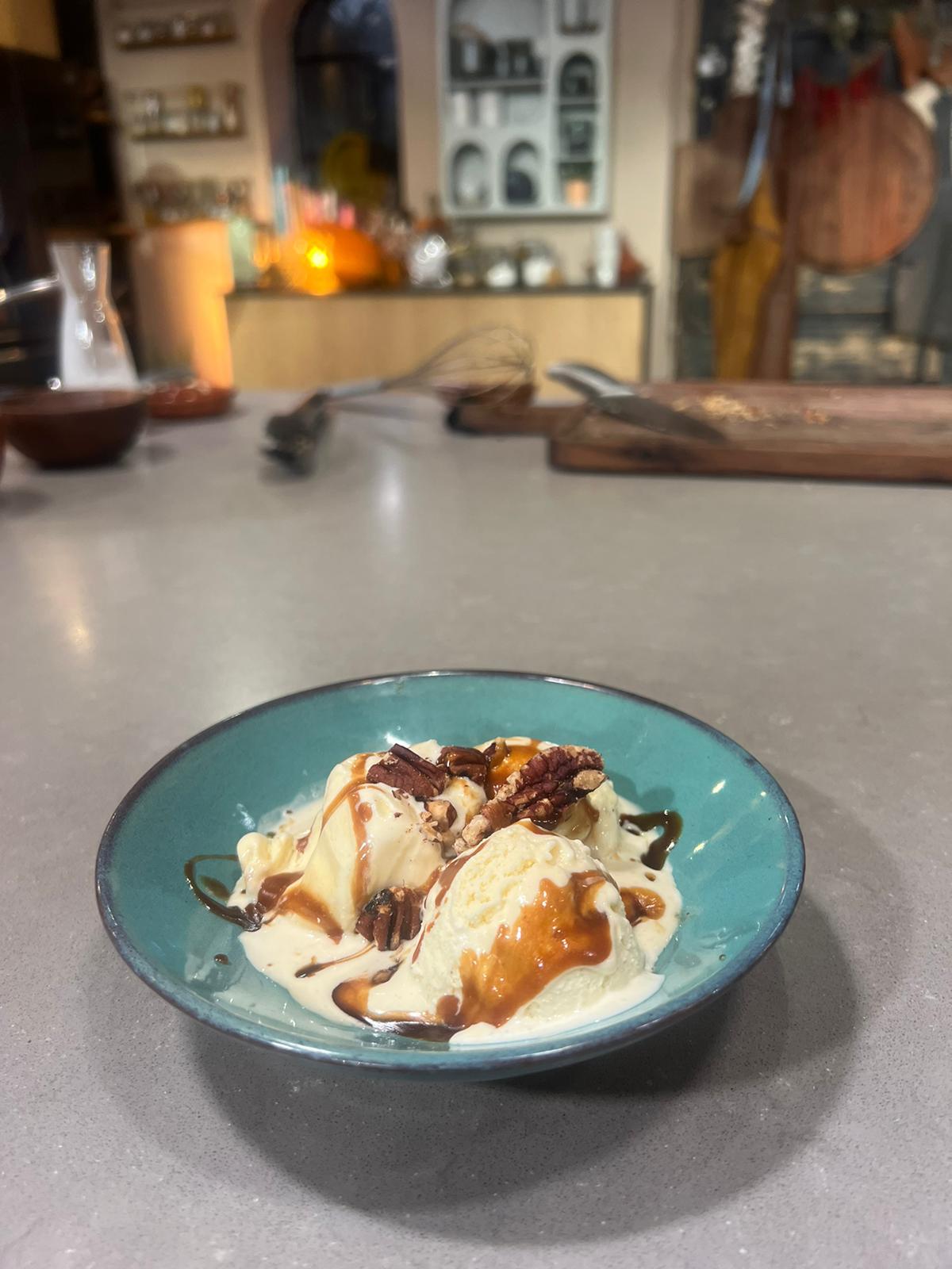 Taco's met paddenstoelen en taleggio én vanille-ijs met toffeesaus | RTL.nl