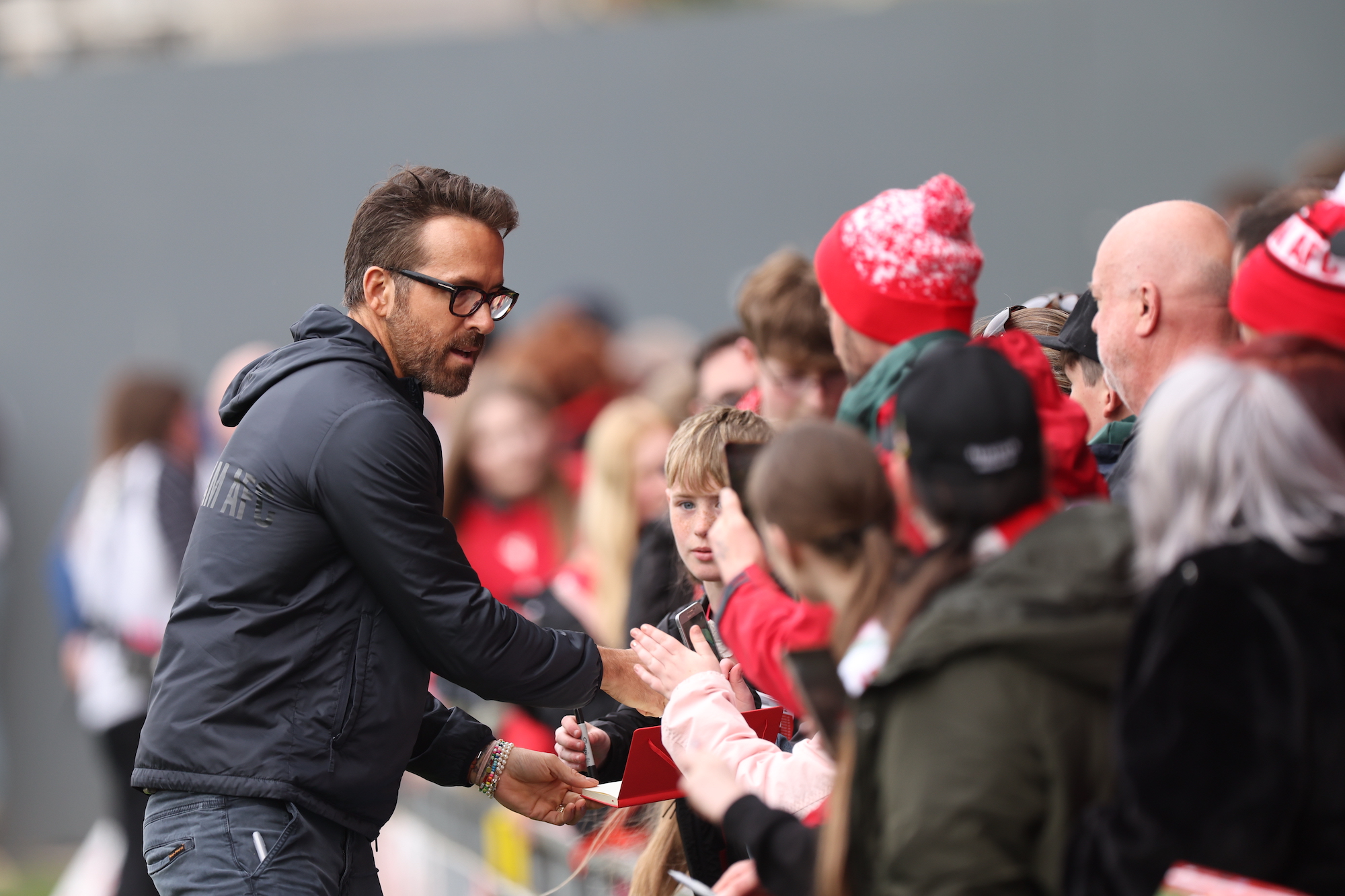 Ryan Reynolds vervult wens van terminaal zieke fan