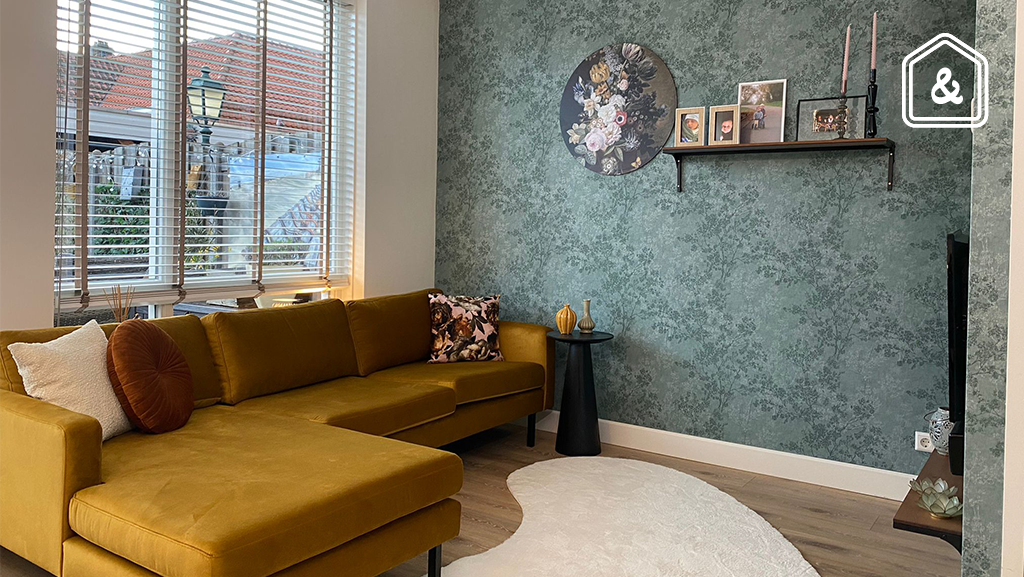 Een knusse woonkamer met optimale inrichting voor Sandra