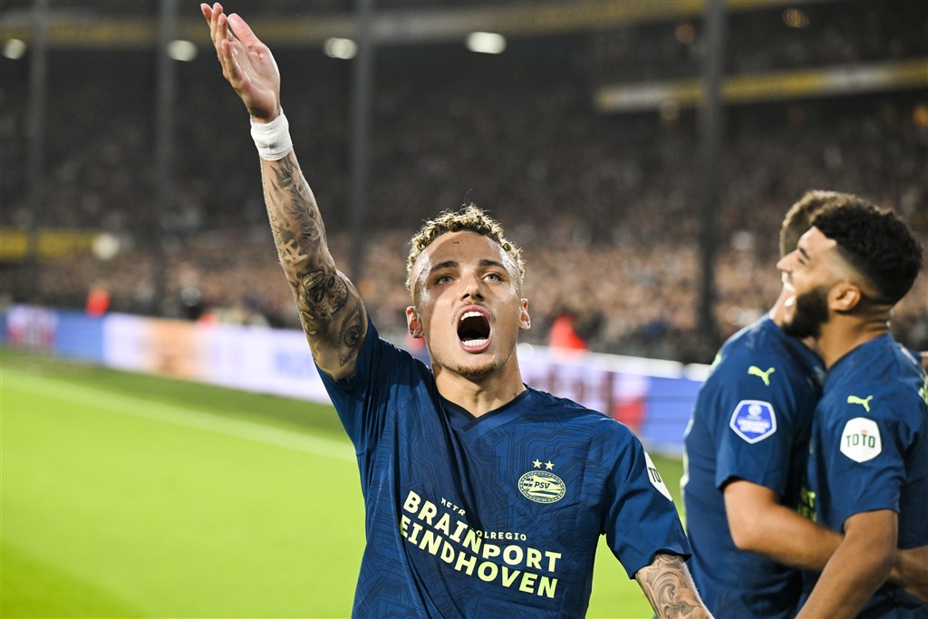 Johan Cruijff Schaal voor PSV na 1-0 overwinning op Feyenoord | RTL.nl