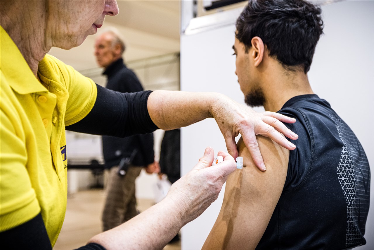 Preventief vaccin tegen hondsdolheid nergens beschikbaar door landelijk ...