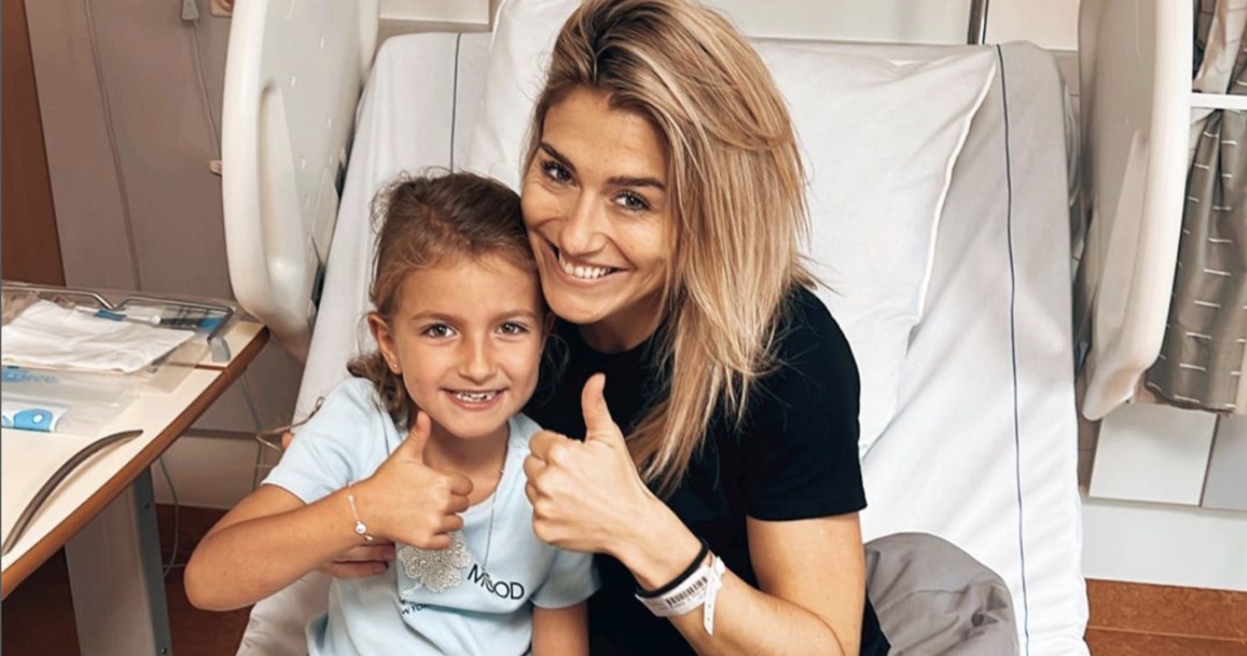 Zoet: Estavana Polman krijgt hulp van dochter bij revalidatie | RTL ...