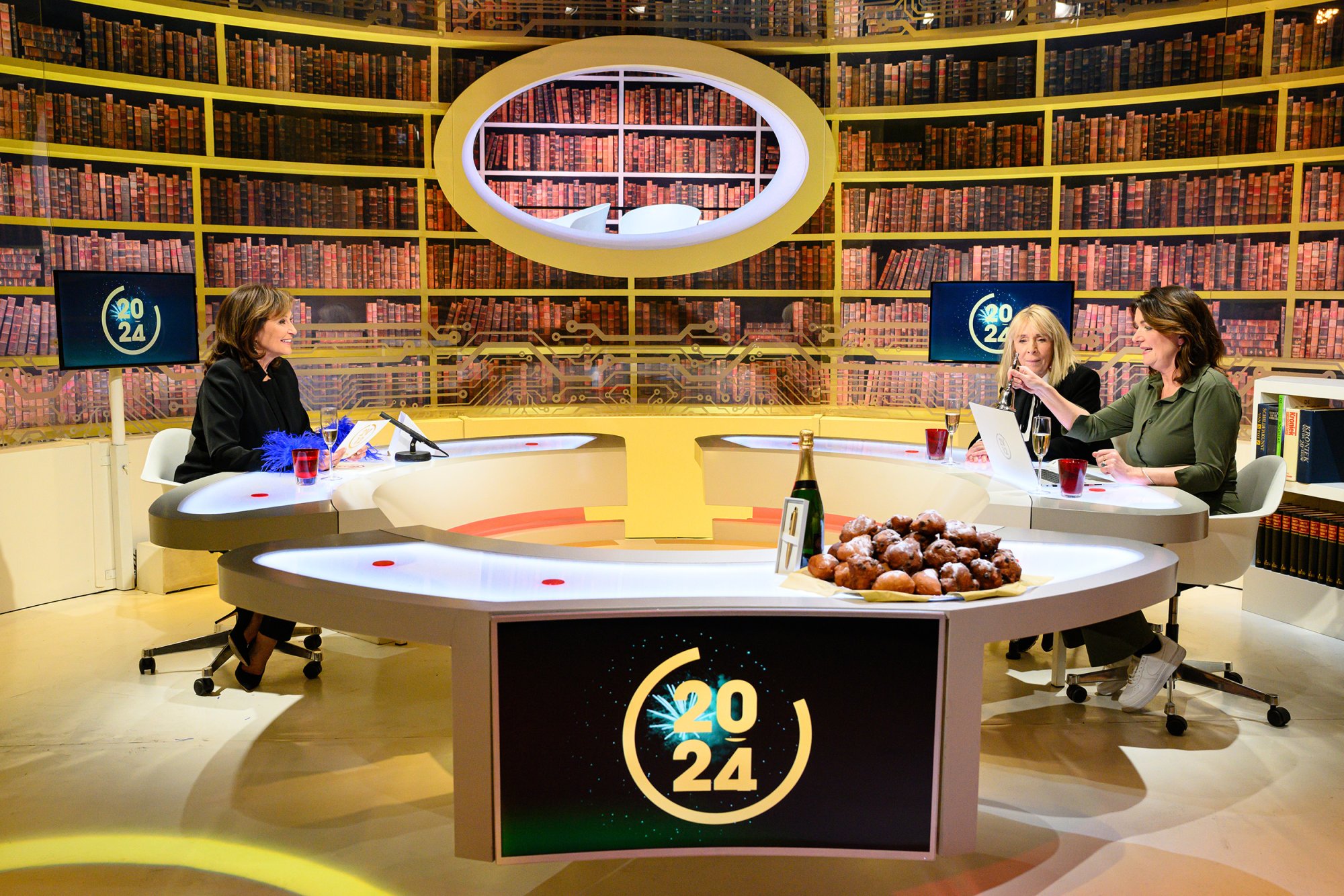 Eindejaarsspecial 2 voor 12: team Oogappels versus team Avondshow