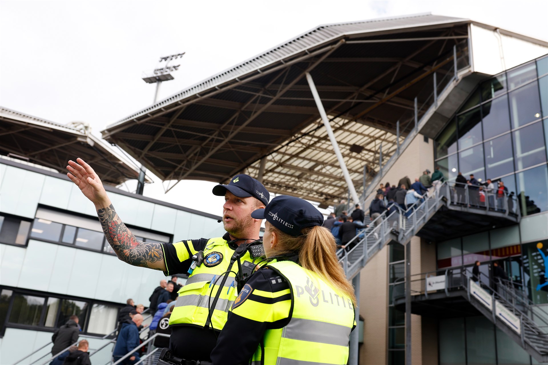Politie voorkomt vechtpartij tussen hooligans PSV en FC Utrecht