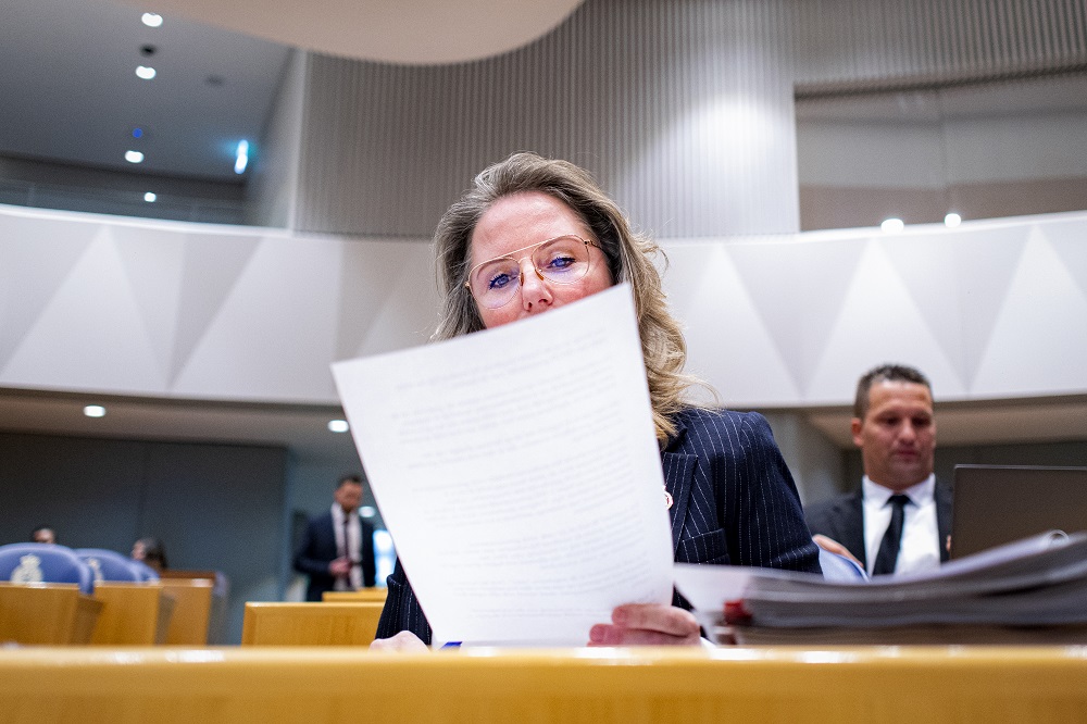 Verontwaardiging in Kamer: PVV vraagt opeens geduld met afschaffen ...