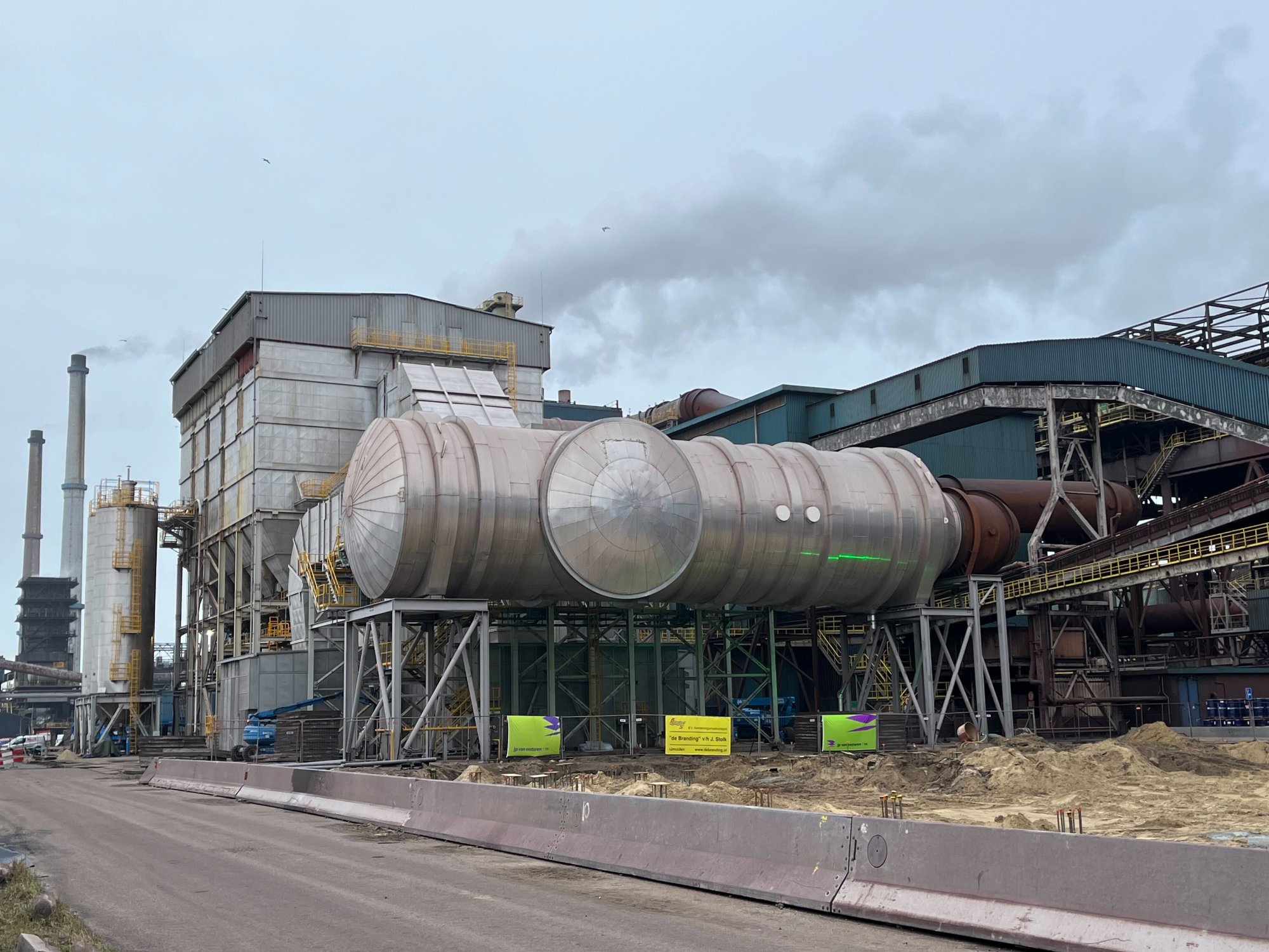 Nieuw filter voor Tata-fabriek: 'Het is een begin, maar wel te laat'