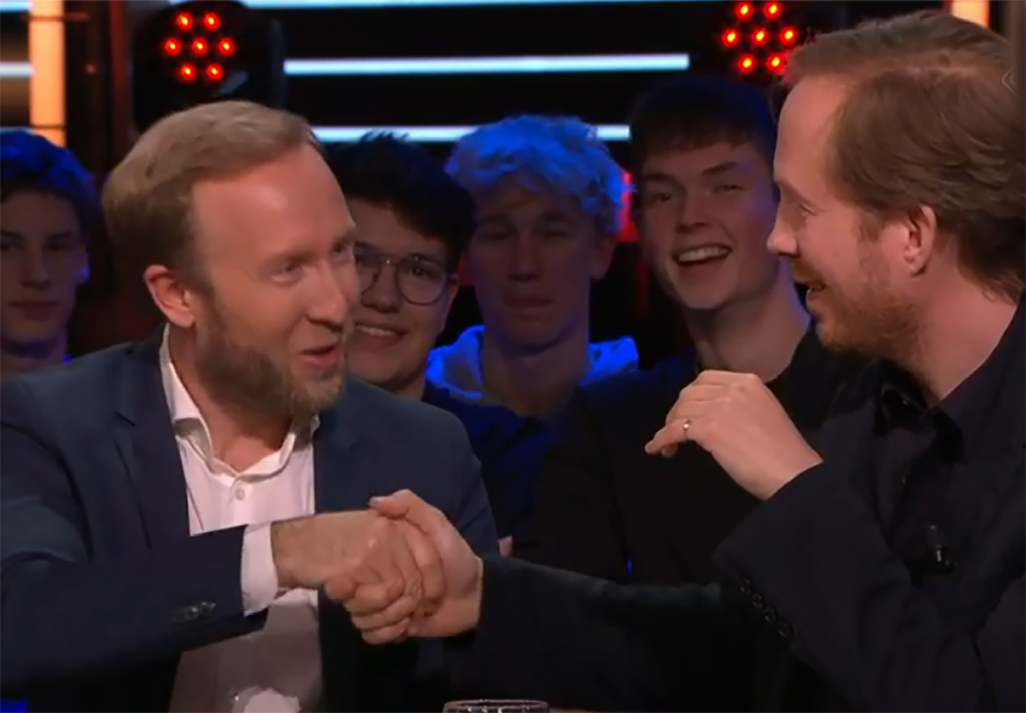 Julia Wouters en Raymond Mens blikken terug op aanvaring in nieuwe ...