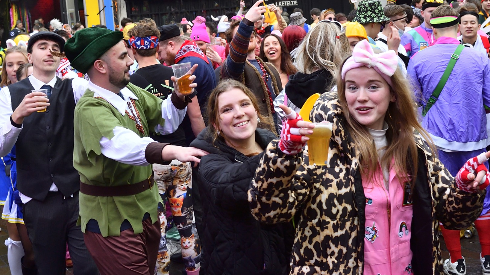 Hierom lopen we met carnaval de polonaise