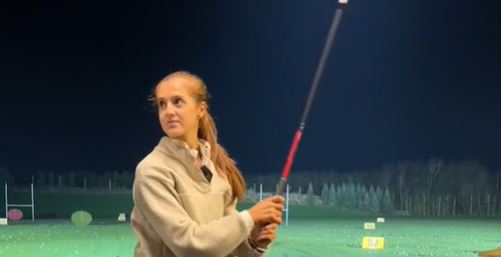 Pijnlijk staaltje 'mansplaining' gaat viral: man wil profgolfer ...