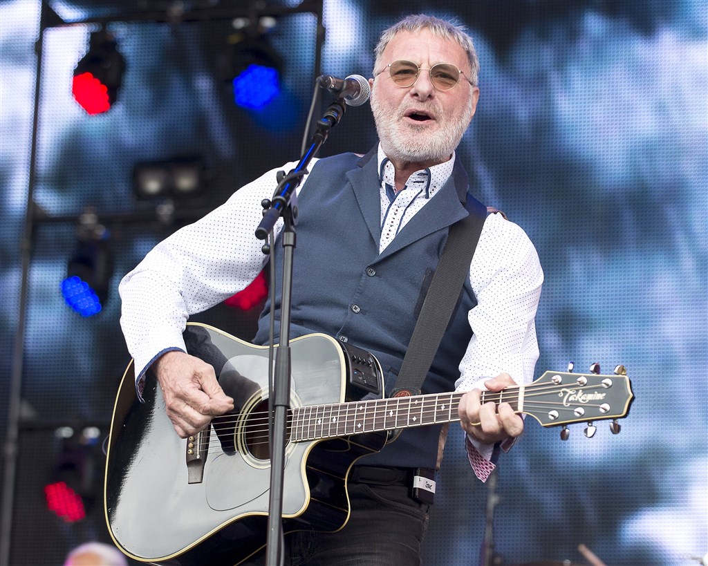 Cockney Rebel-zanger Steve Harley (73) overleden, bekend van 'Make me ...