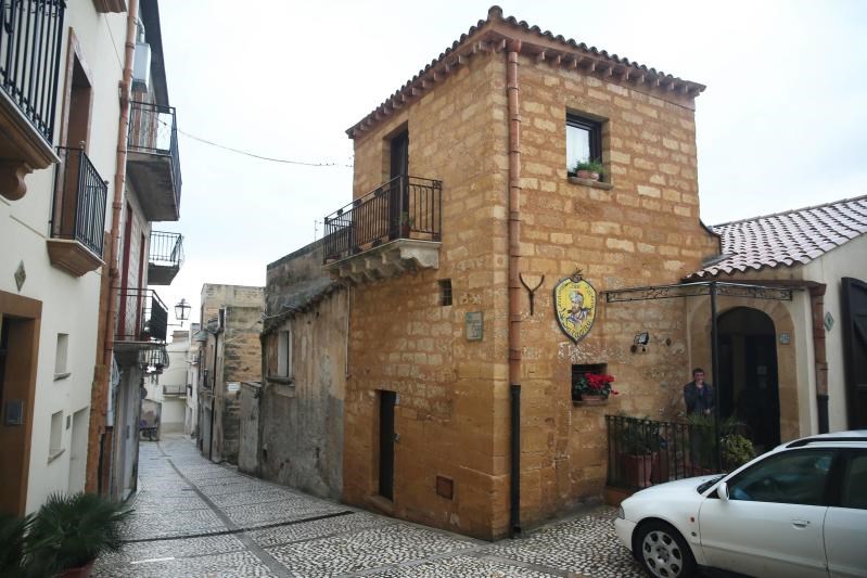 Dure huizen? In deze Italiaanse stad worden ze voor een paar euro verkocht