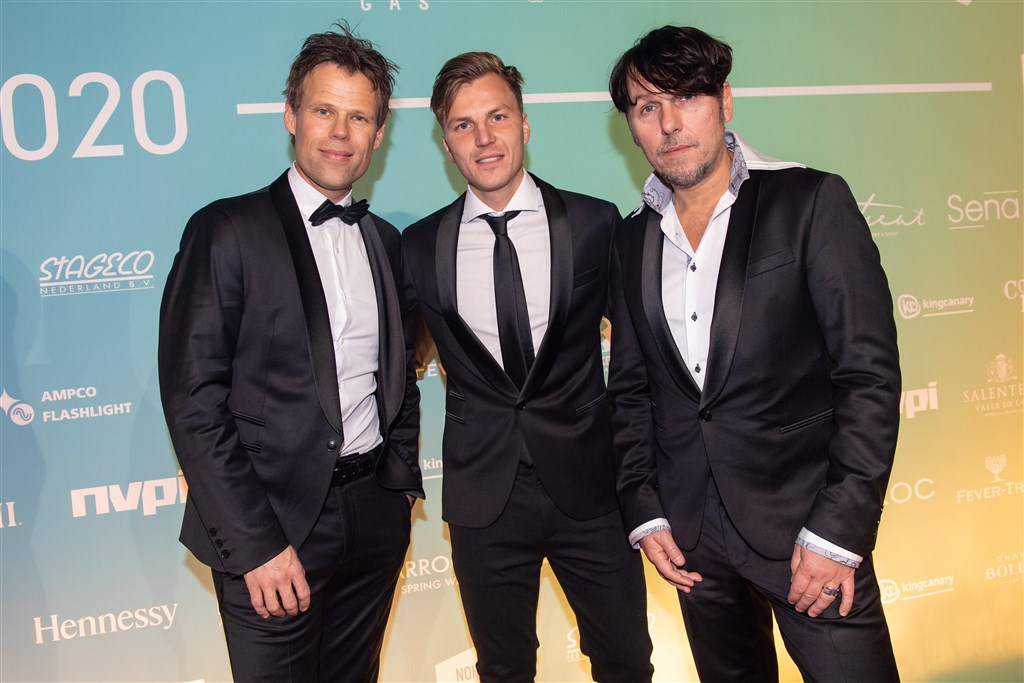 3JS treden op in gevangenis met lied van gedetineerde