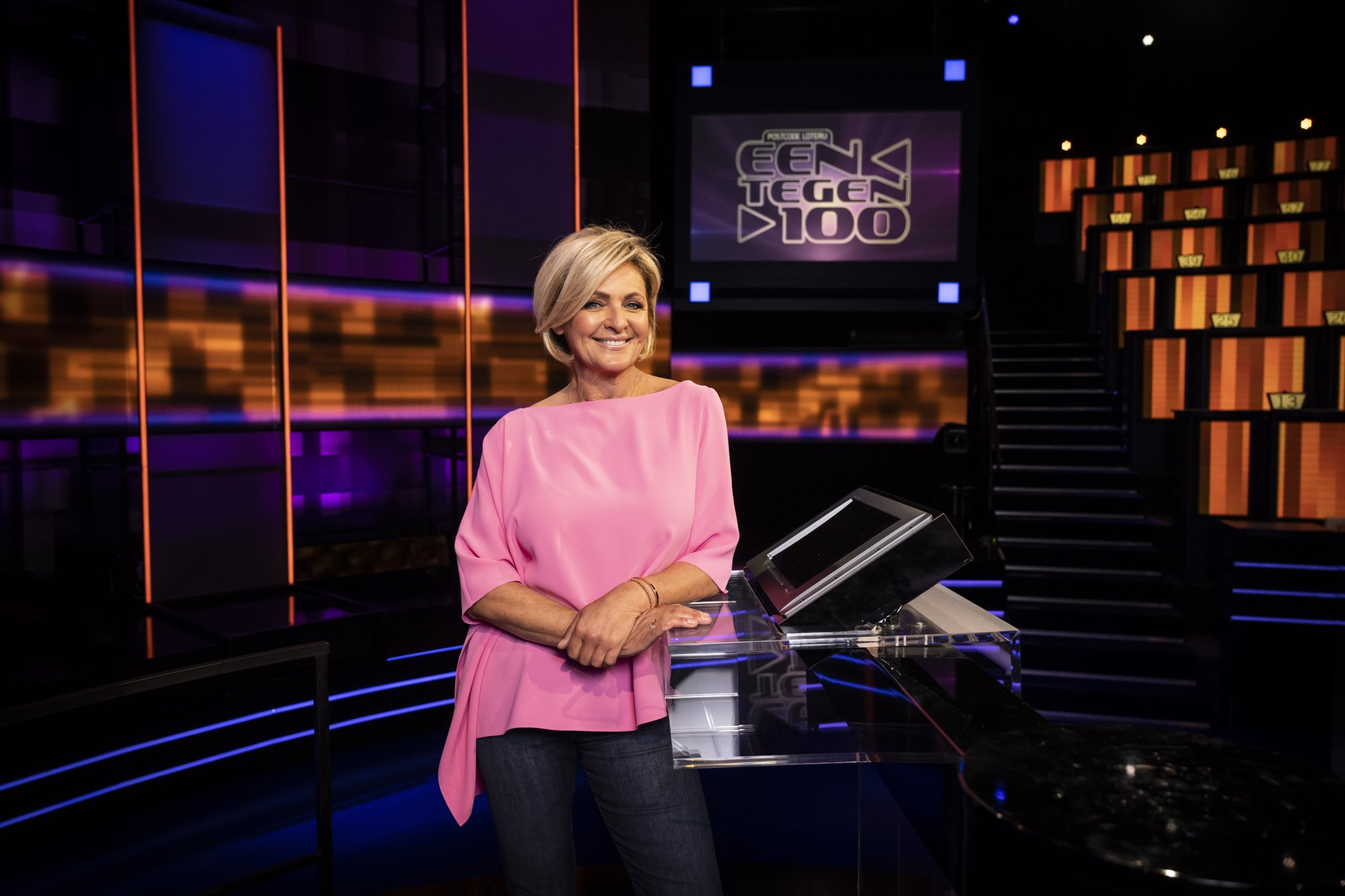 Postcode Loterij: Eén Tegen 100 | RTL Nieuws & Entertainment